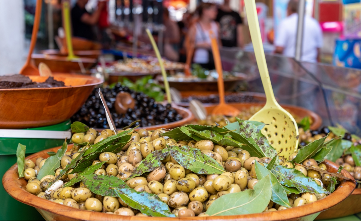 All markets in Saint-Raphaël and Fréjus, day or night market